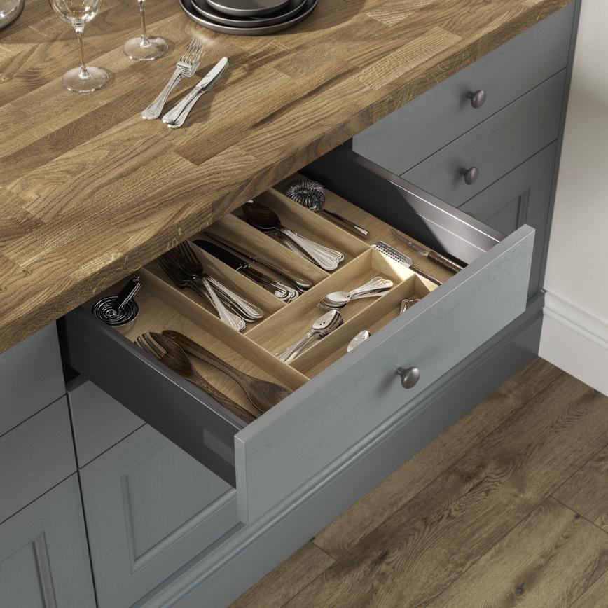 Elmbridge Dusk Blue Kitchen | Fitted kitchens | Howdens