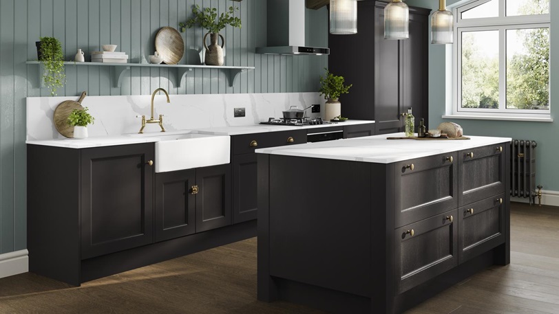 Elmbridge Black Kitchen | Fitted Kitchens | Kitchens | Howdens