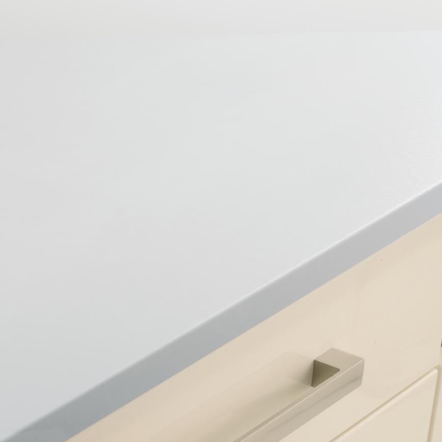 Howdens 3m x 38mm Bullnose White Laminate Worktop | Howdens