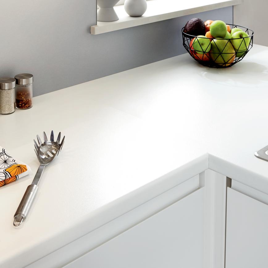 Howdens 3m x 38mm Bullnose White Laminate Worktop | Howdens