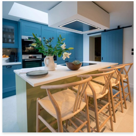 Classic Timber Kitchens | Kitchens | Howdens