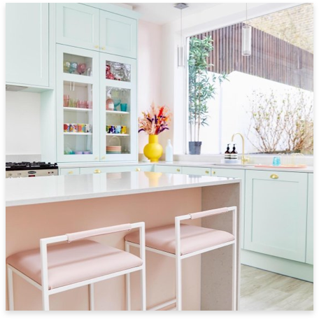 Classic Timber Kitchens | Kitchens | Howdens