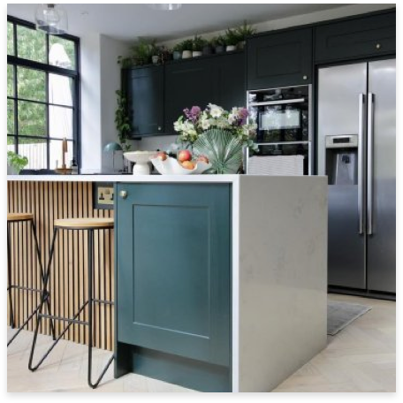 Classic Timber Kitchens | Kitchens | Howdens